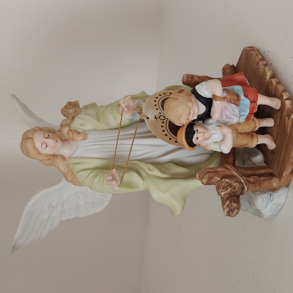 Lefton | Accents | Lefton Vintage Angel Figurine | Poshmark